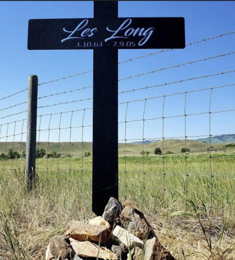 Metal Memorial cross , custom memorial cross » Sign Performance